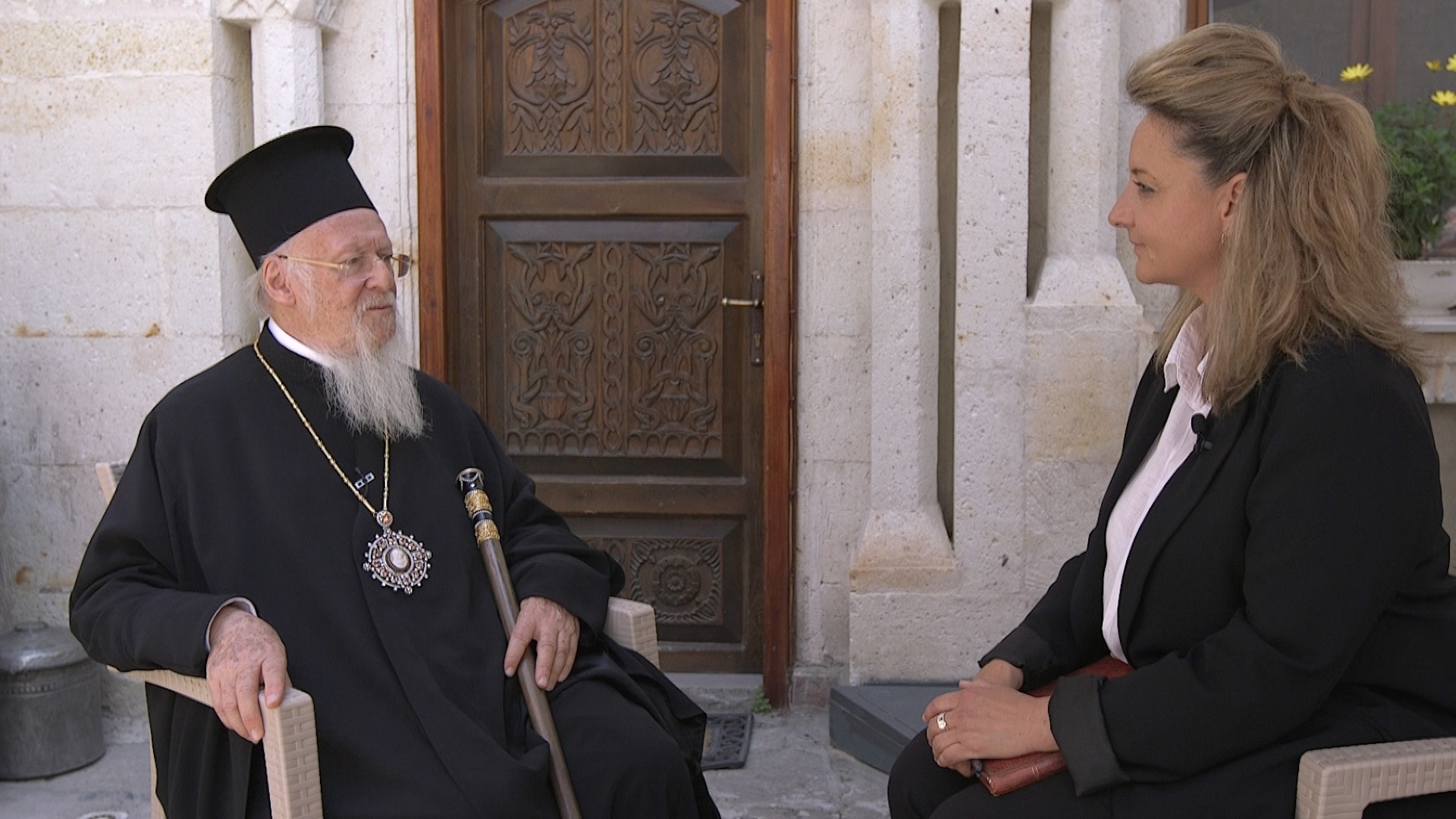 ΕΡΤ2 - ΦΩΤΕΙΝΑ ΜΟΝΟΠΑΤΙΑ «Καππαδοκία: Η αρχαία κοιτίδα του ...