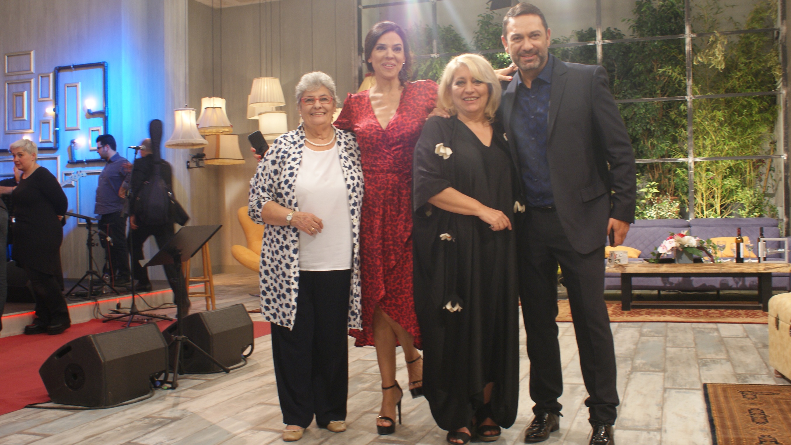 ΕΡΤ1 – ΣΤΑ ΤΡΑΓΟΥΔΙΑ ΛΕΜΕ ΝΑΙ «Αφιέρωμα στη Σωτηρία Μπέλλου