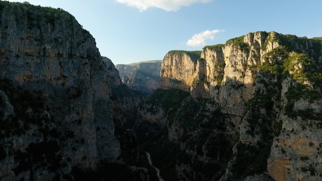 ΕΡΤ2 - ΦΩΤΕΙΝΑ ΜΟΝΟΠΑΤΙΑ «Τα μοναστήρια των Ζαγοροχωρίων» 29.12.2019 ...