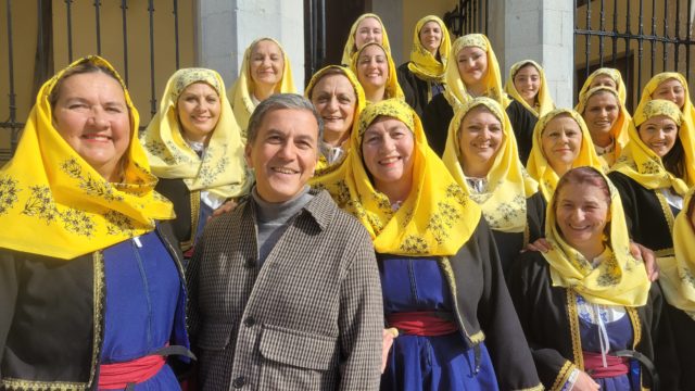 ΕΡΤ3 - «Κυριακή στο χωριό ξανά» - «Προάστιο Δυτικής Μάνης» - Κυριακή 19 ...