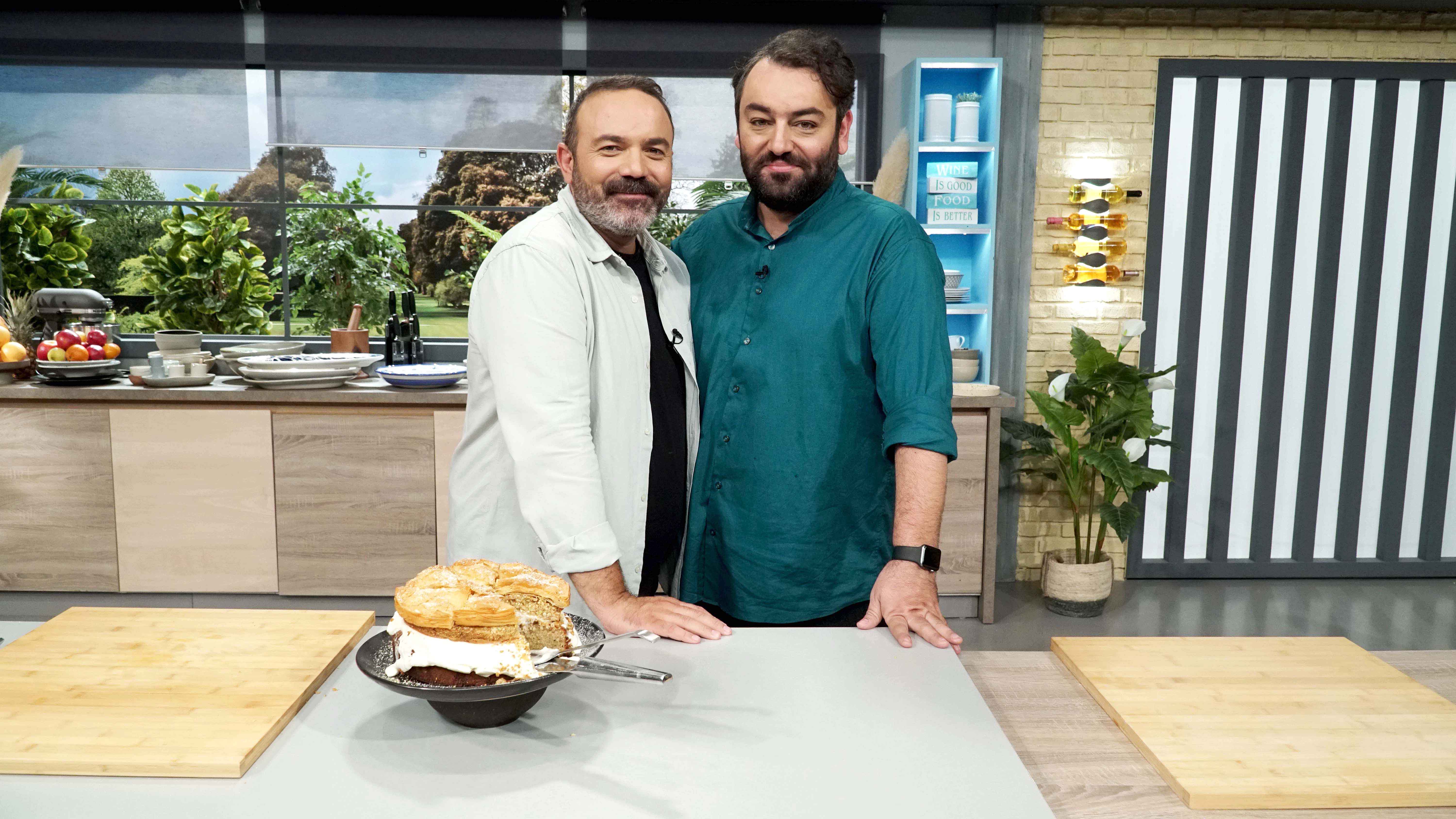 ΕΡΤ1 - «ΠΟΠ Μαγειρική» με τον Ανδρέα Λαγό | Καλεσμένοι οι Ανδρέας ...