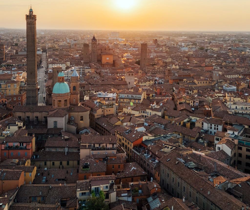 ΕΡΤ1: ΠΡΕΜΙΕΡΑ «Ραντεβού... στην Ευρώπη» Με την Επιστήμη Μπινάζη ...